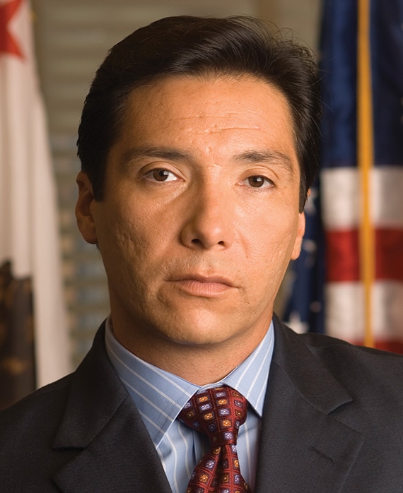 Benito Martinez as Councilman David Aceveda | The Shield on FX