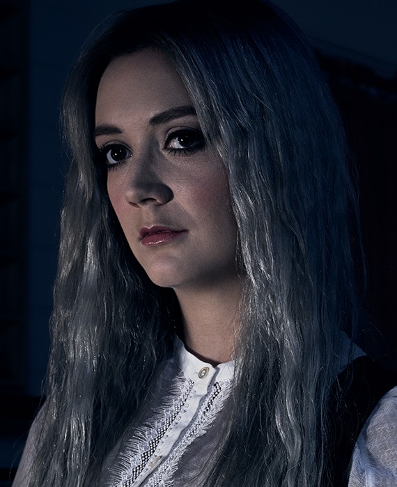 Billie Lourd as Winter Anderson | AHS: Cult on FX