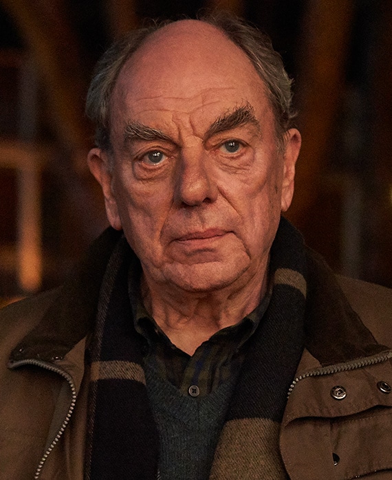 Alun Armstrong as Jim | Breeders on FX