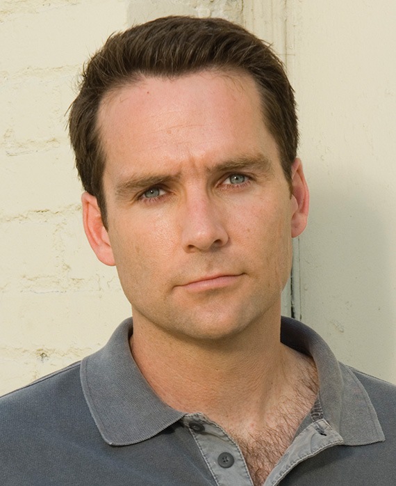 David Rees Snell as Detective Ronnie Gardocki | The Shield on FX