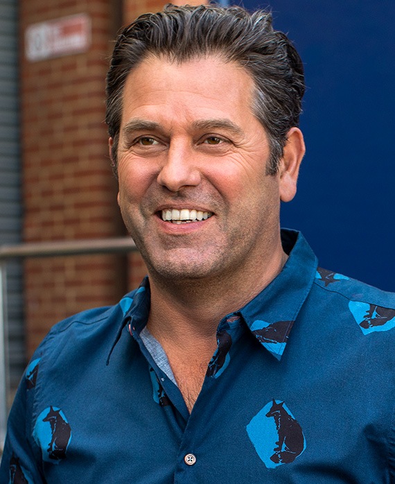 Patrick Baladi as Darren | Breeders on FX